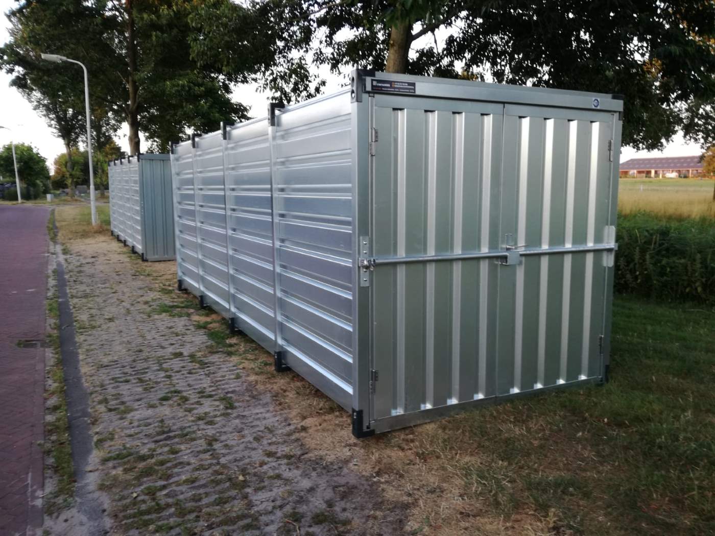 CONTAINER 6 mtr | Dubbele deuren korte zijde – DEMONTABELE CONTAINERS ...